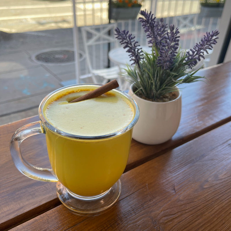 Turmeric Latte – Café Madelaine